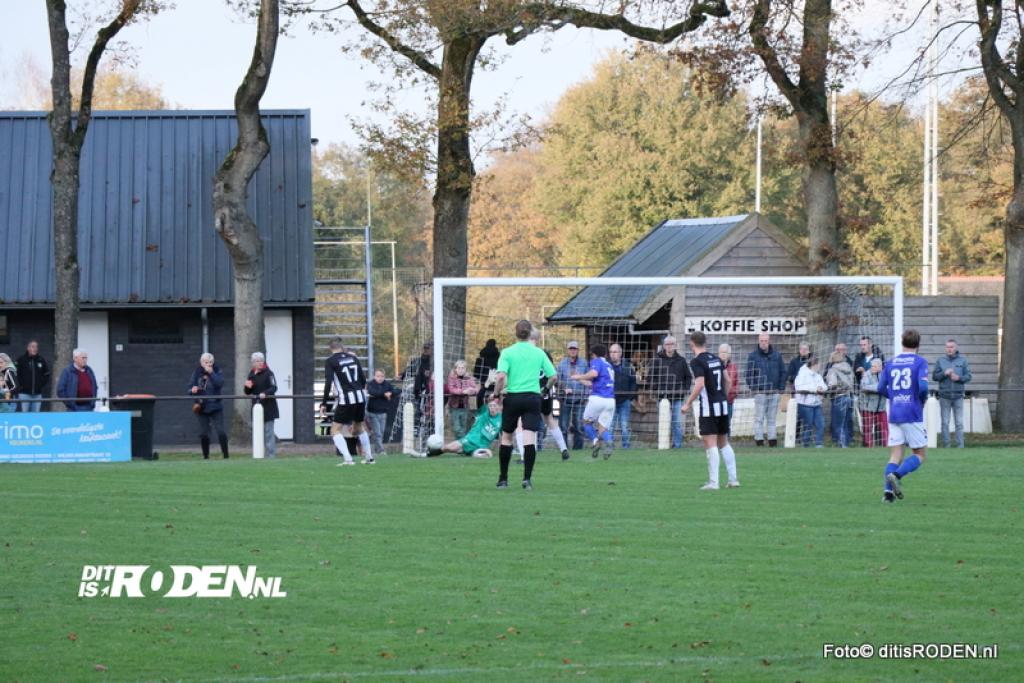 Drie doelpunten voor Roden niet genoeg. Opnieuw verlies in eigen huis ...
