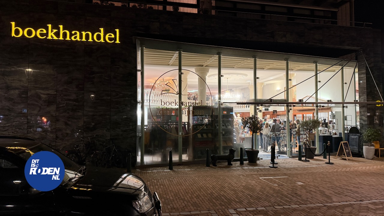 Officiële opening nieuwe locatie Boekhandel Daan Nijman in Roden - Dit ...